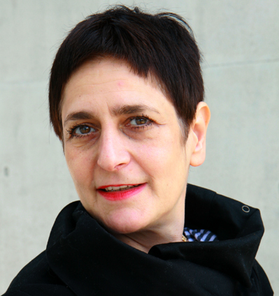 Kabarettistische Lesung von Marjam Azemoun - KulturVision e.V.